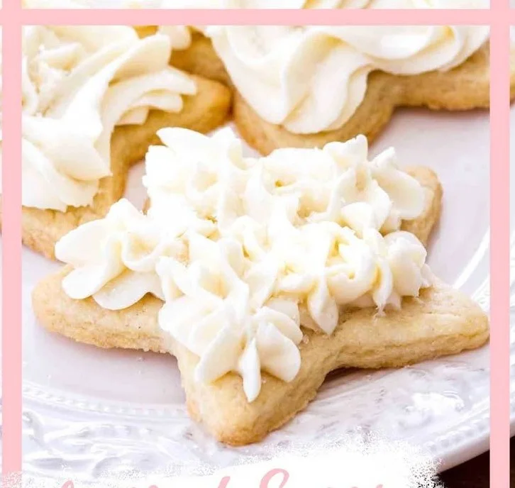 Easy Sugar Cookie Frosting (Vanilla Buttercream)