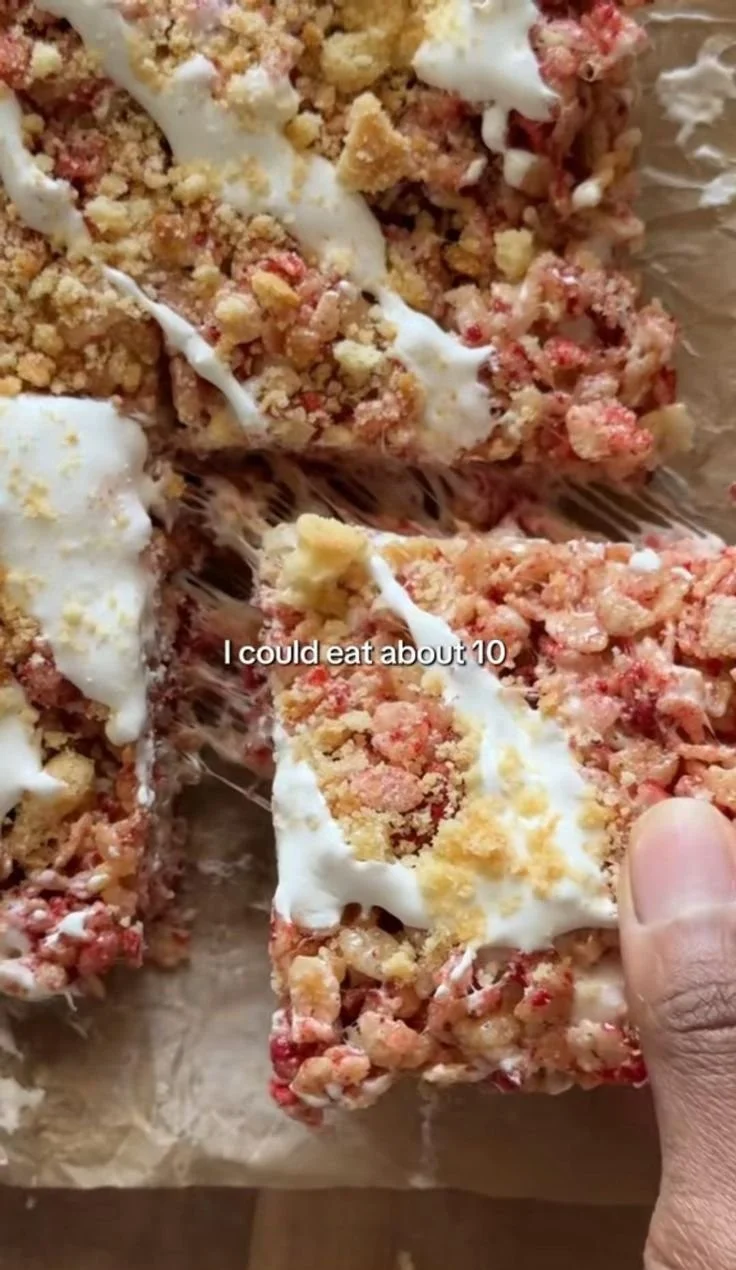 Strawberry Shortcake Rice Krispie Treats